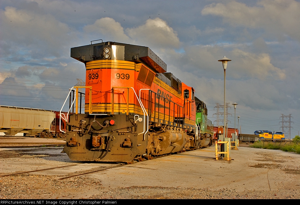 BNSF 939